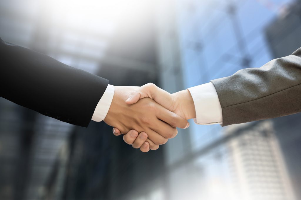 How to Send a Strong Intro Email to a CEO